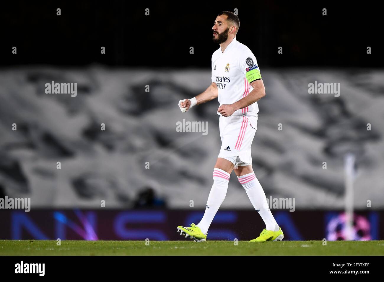 Karim benzema celebrate hi-res stock photography and images - Alamy