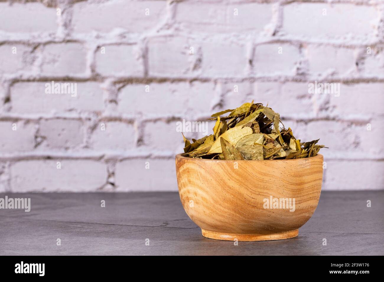 Coca plant in colombia hi-res stock photography and images - Alamy
