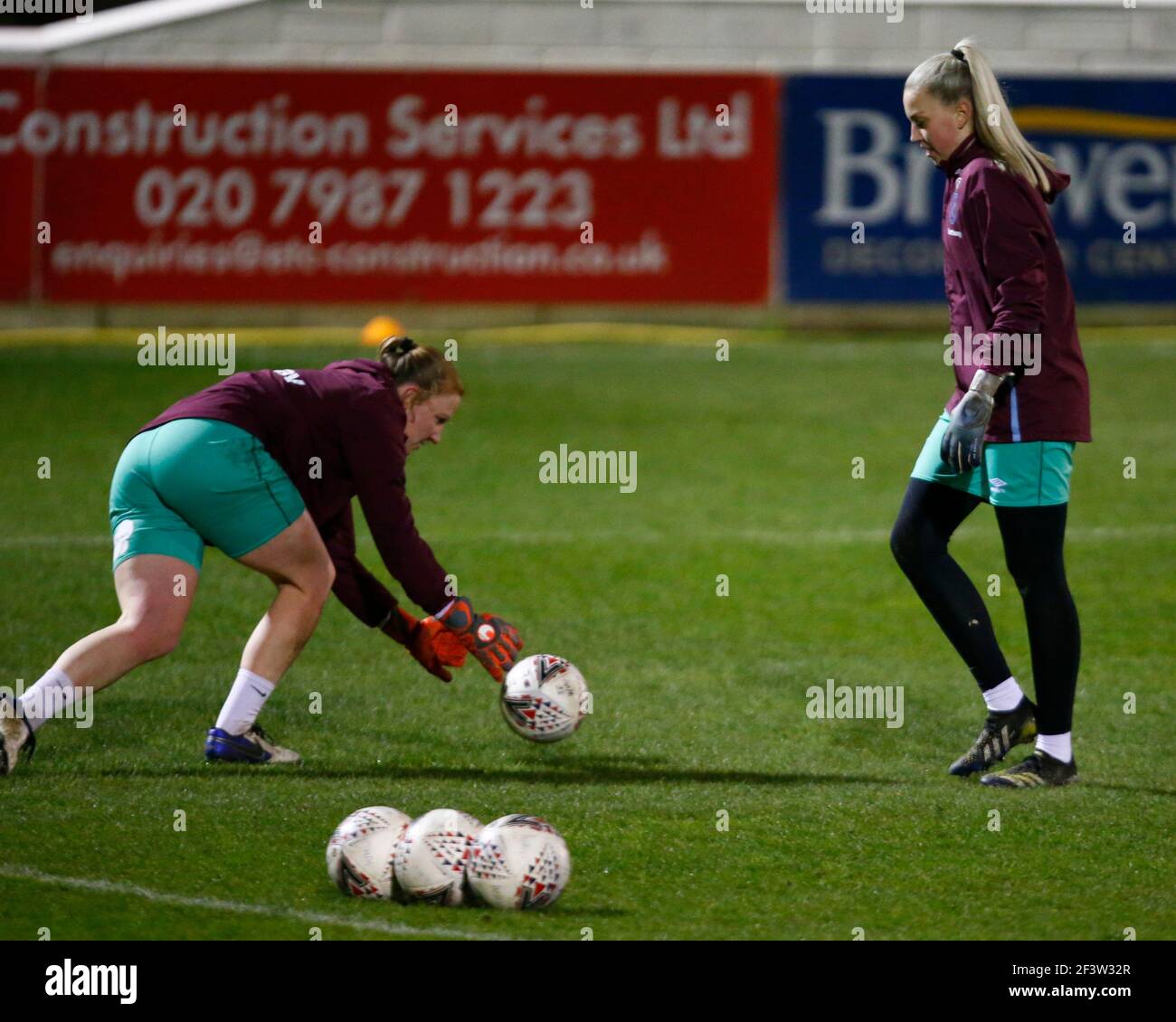 Emily courtney hi-res stock photography and images - Alamy