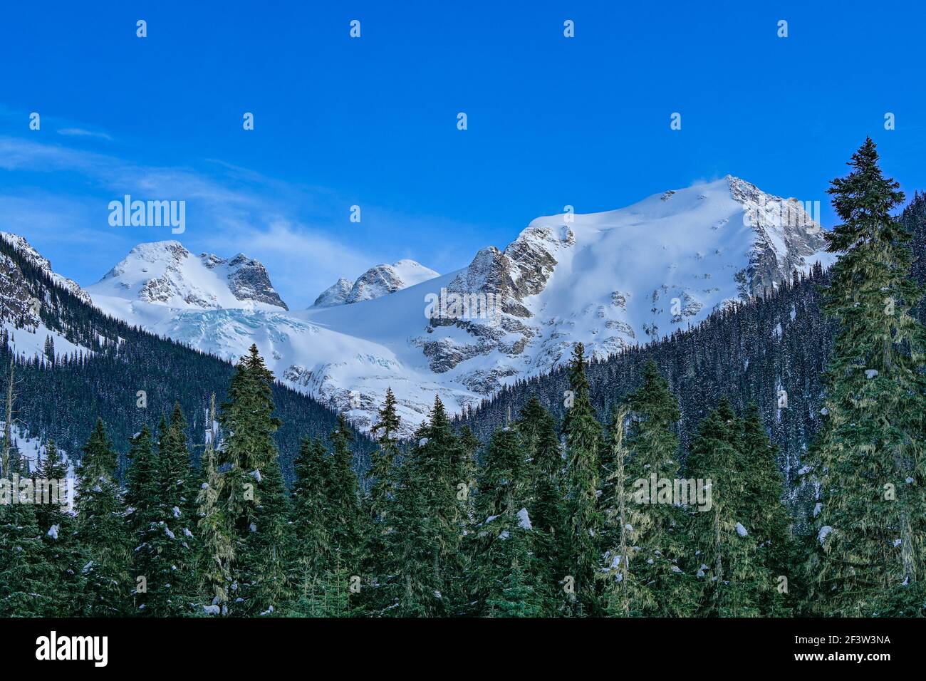 Matier Glacier, Joffre Lakes Provincial Park, British Columbia, Canada ...