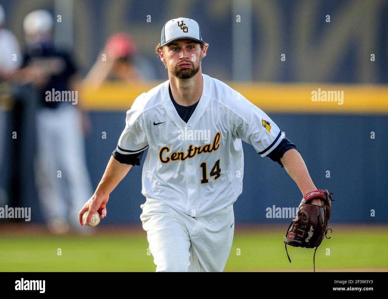 March 16, 2021: Central Oklahoma pitcher Brayden Nelson (14) attempts ...