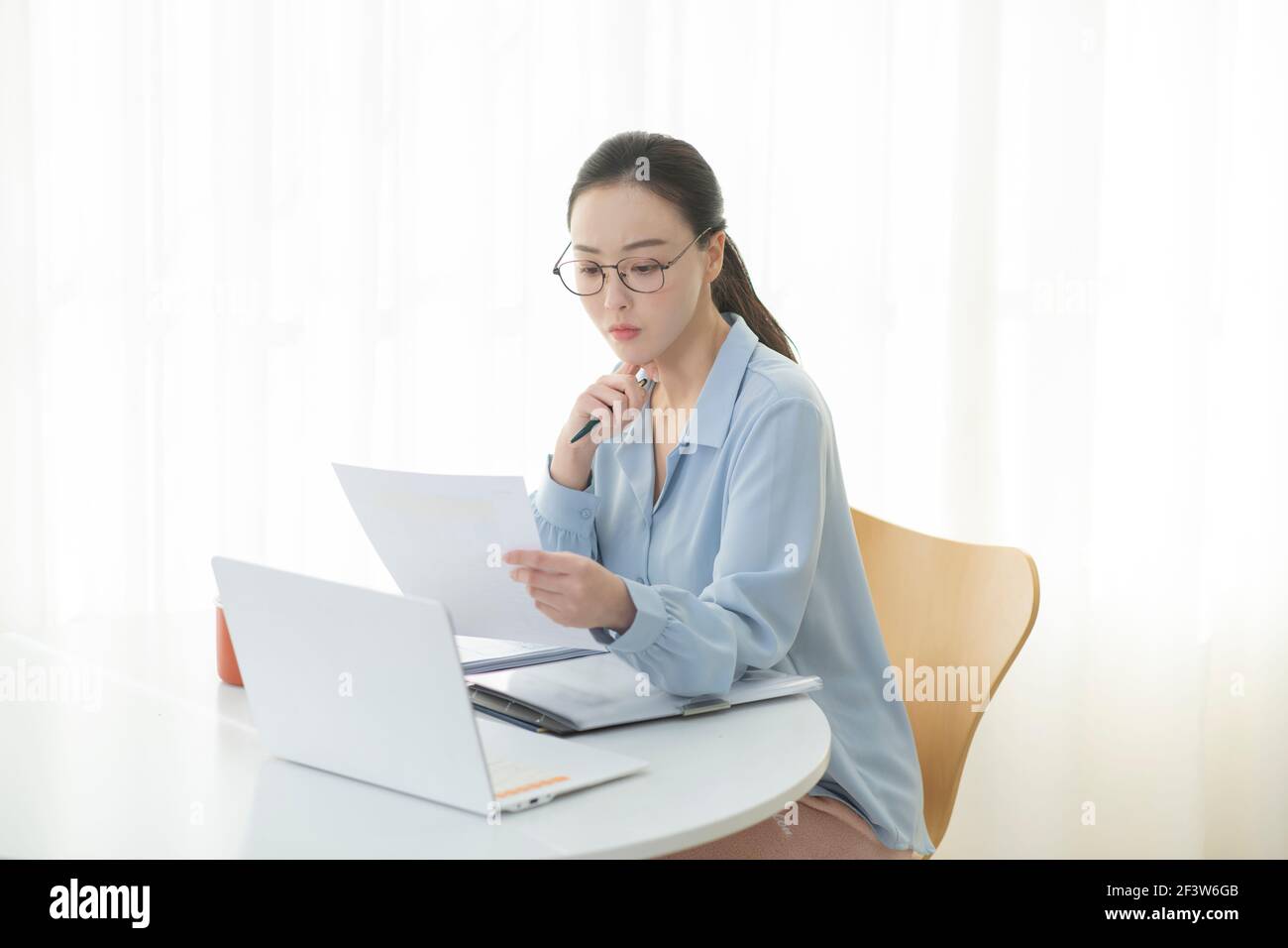 remote work, working at home concept of Asian woman in smart casual ...