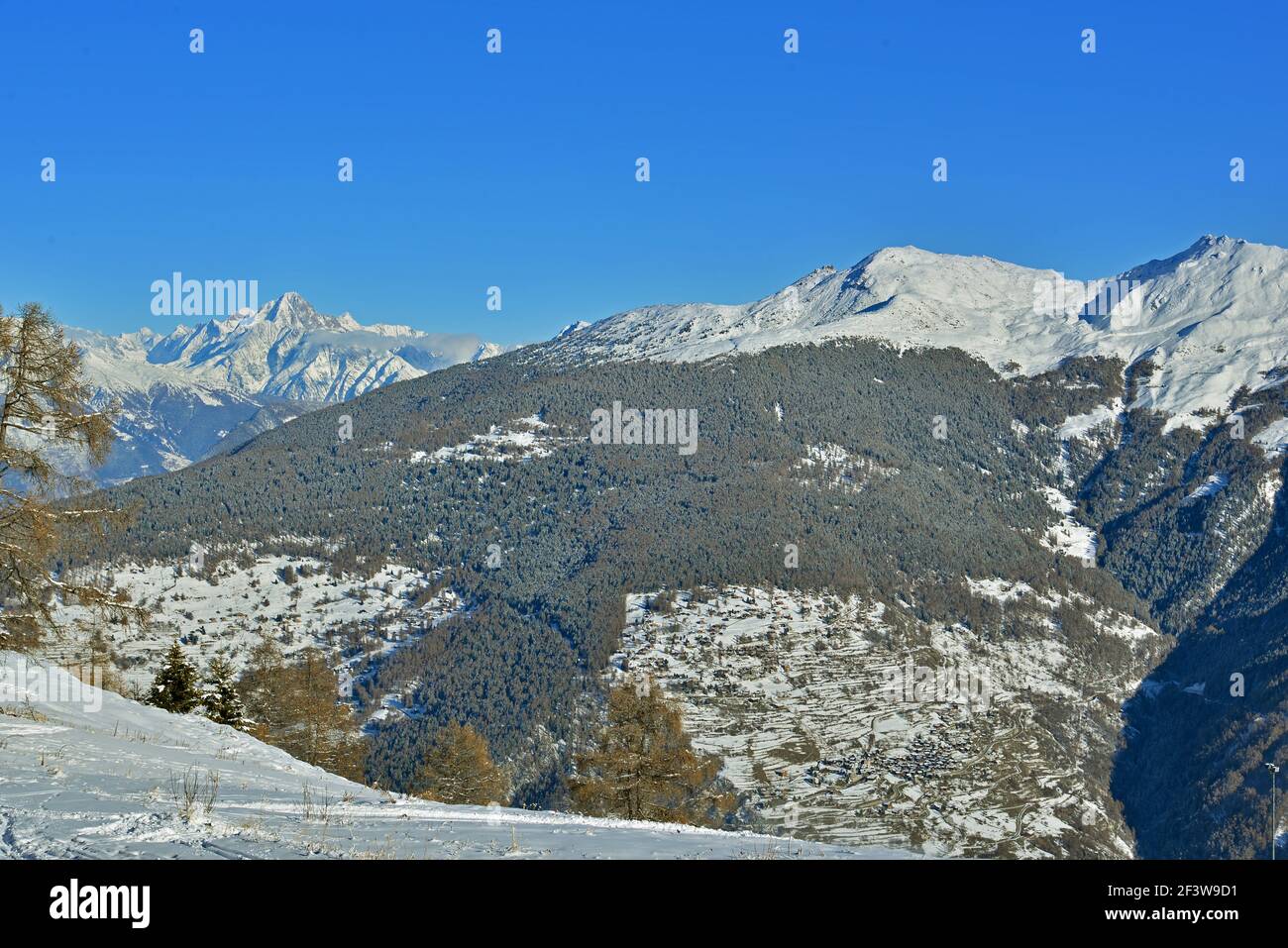 Mont noble hi-res stock photography and images - Alamy