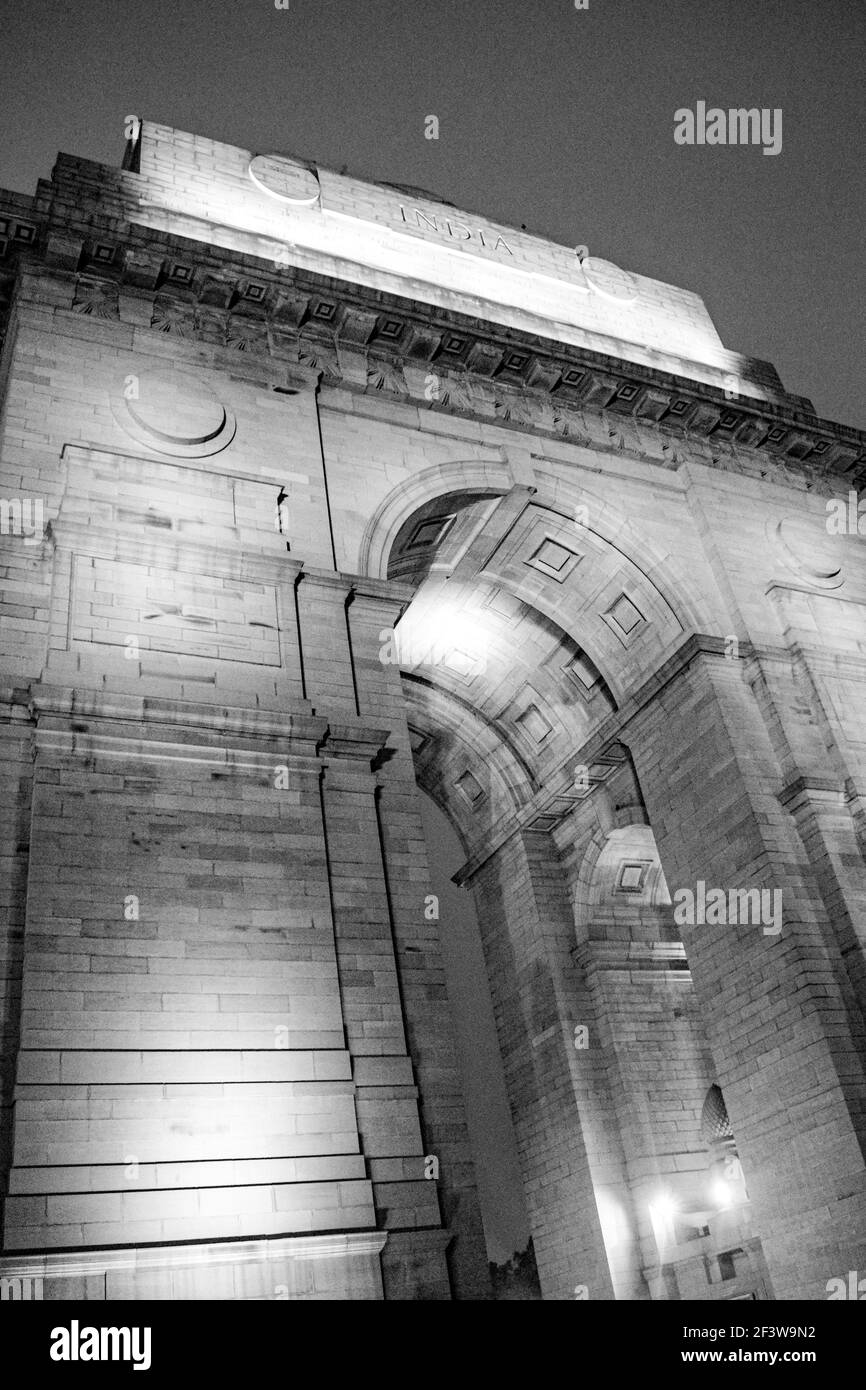 Evening View Of India Gate In Delhi India, India Gate View With Tri ...