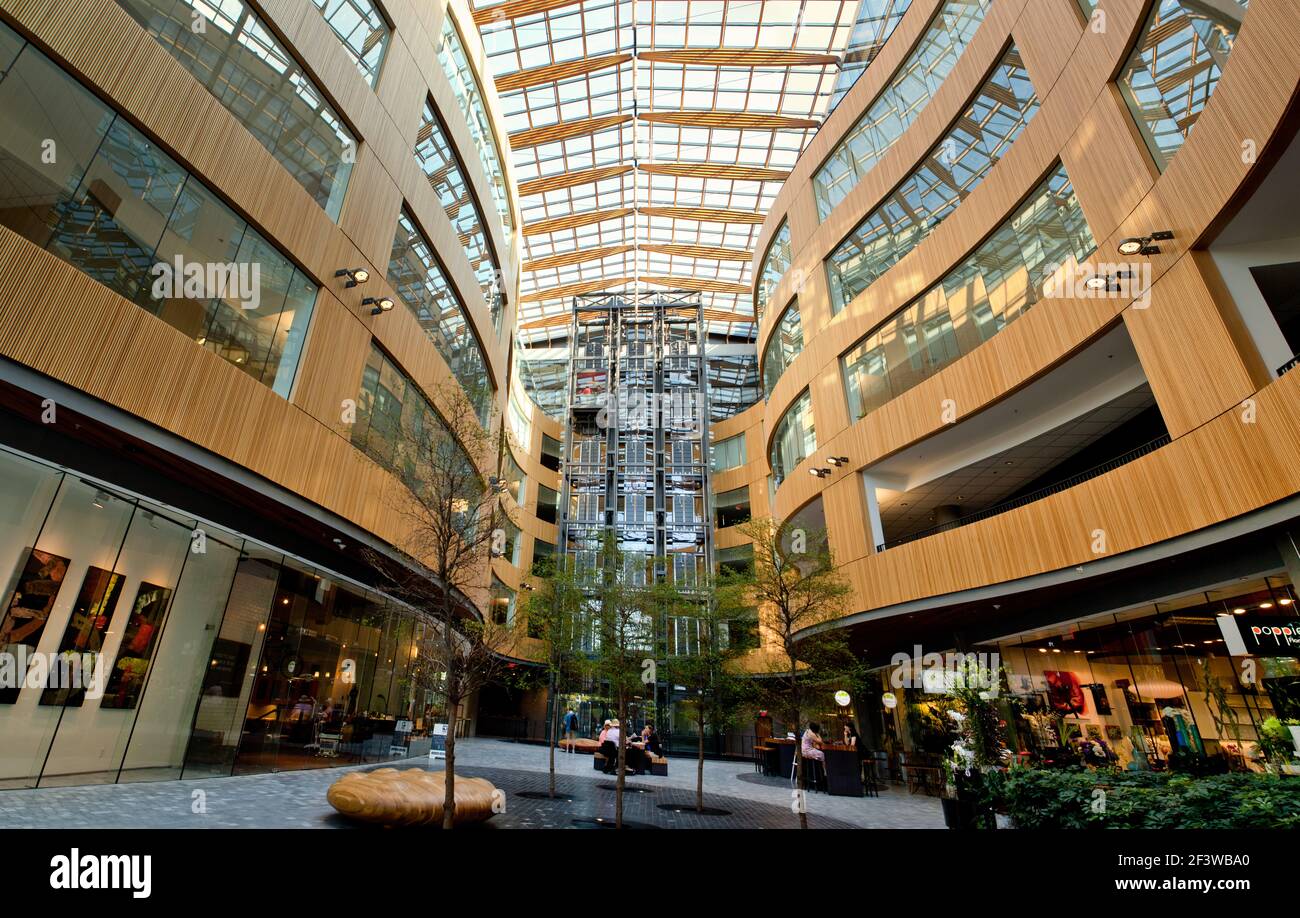 Office building atrium High Resolution Stock Photography and Images - Alamy