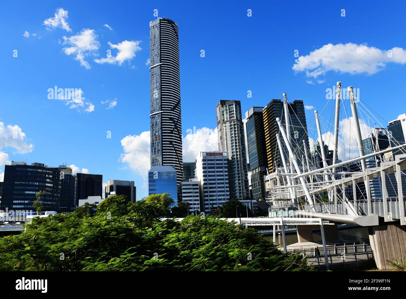 Kurilpa Bridge over the Brisbane river, Queensland, Australia Stock ...