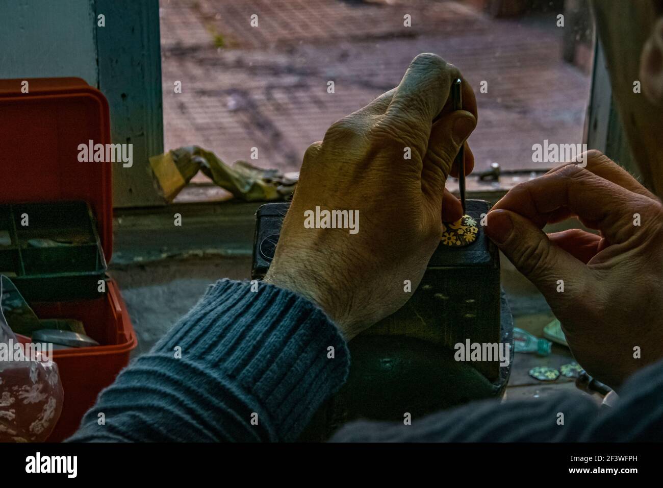 Work of the Art of Damascene of Toledo Stock Photo - Alamy