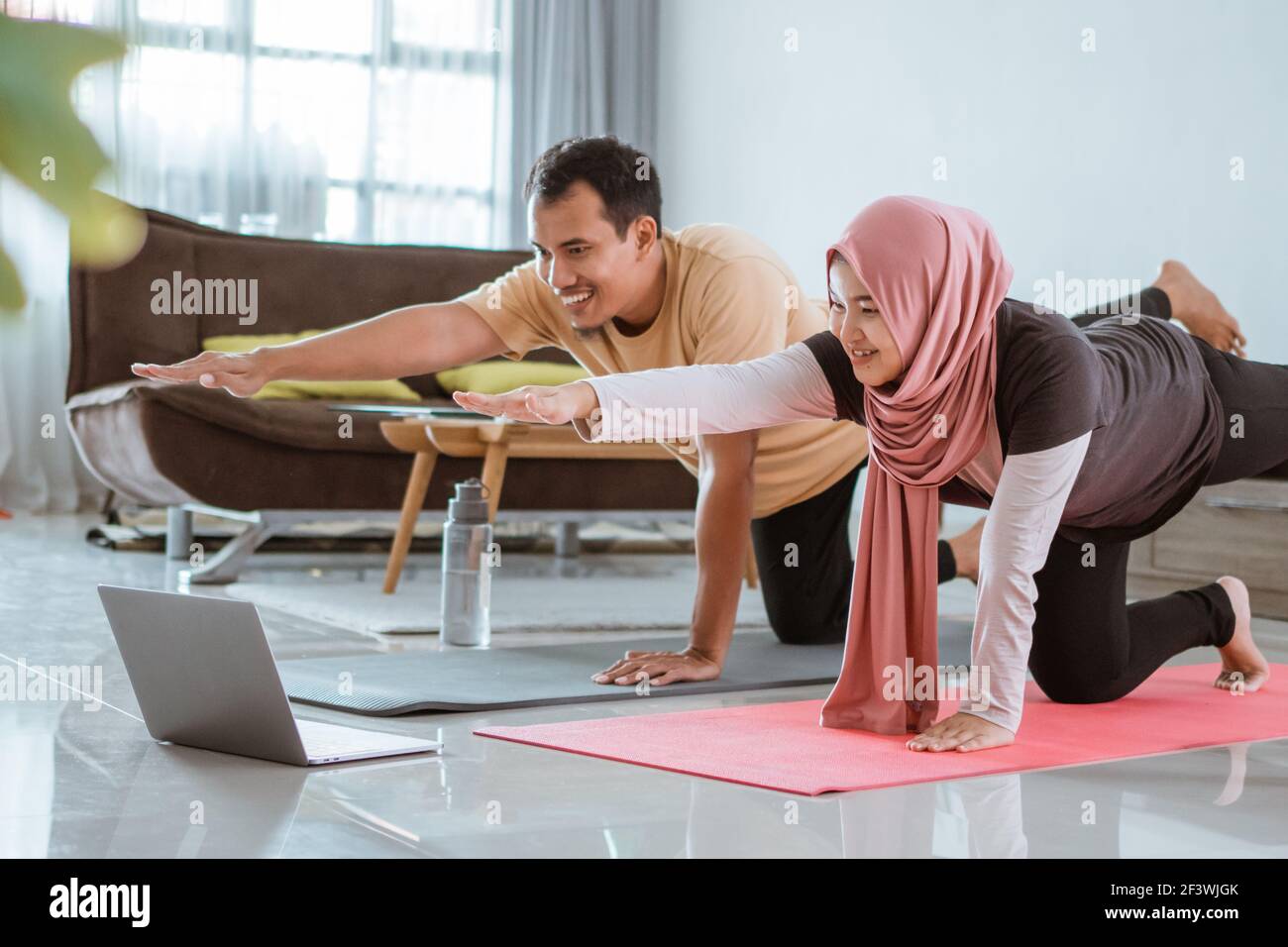 Muslim guy fitness hi-res stock photography and images - Alamy