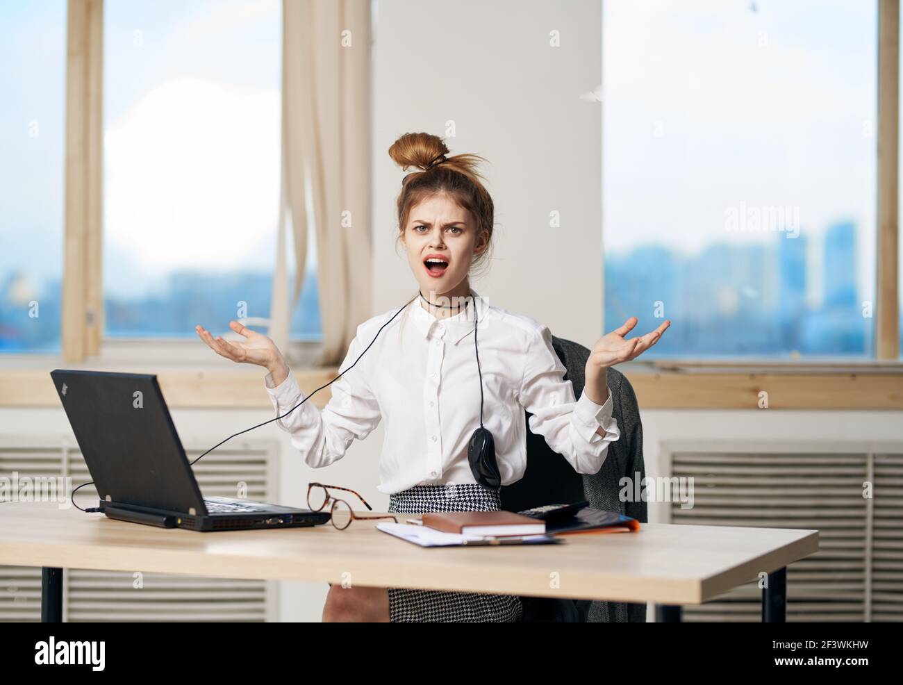Business woman office secretary problems work lifestyle Stock Photo - Alamy