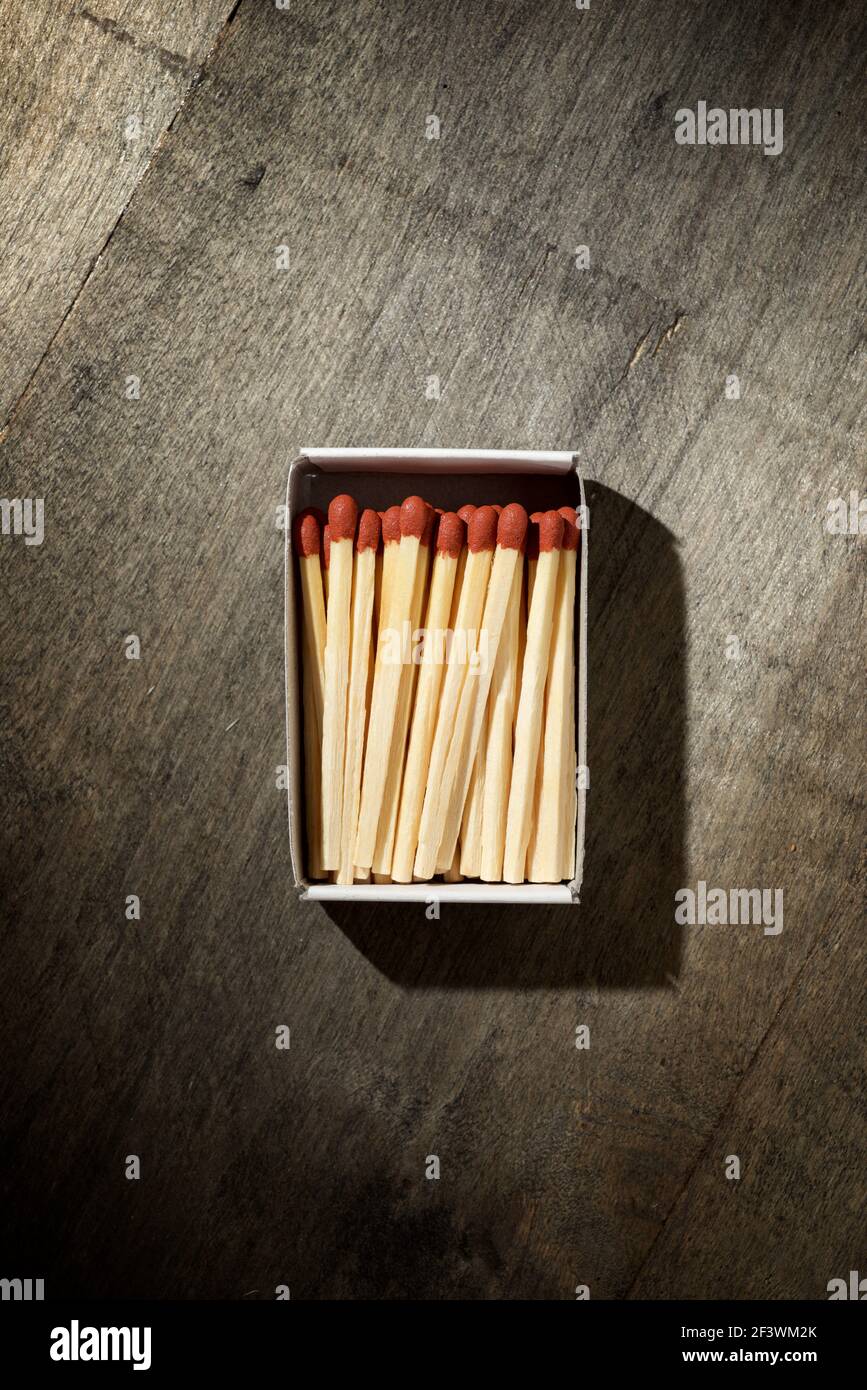 Carton match hi-res stock photography and images - Alamy