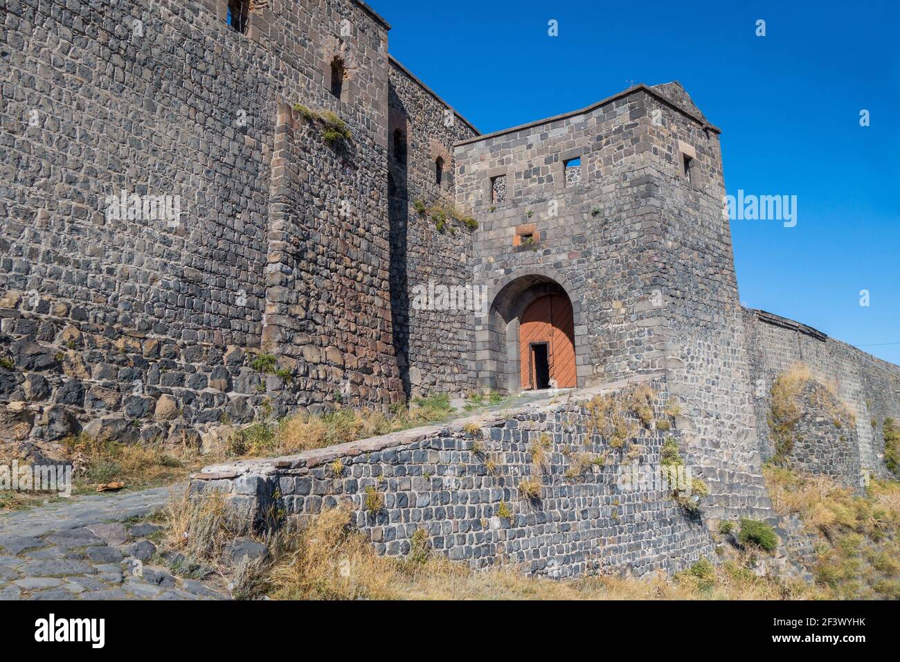 Almost black rock hi-res stock photography and images - Alamy