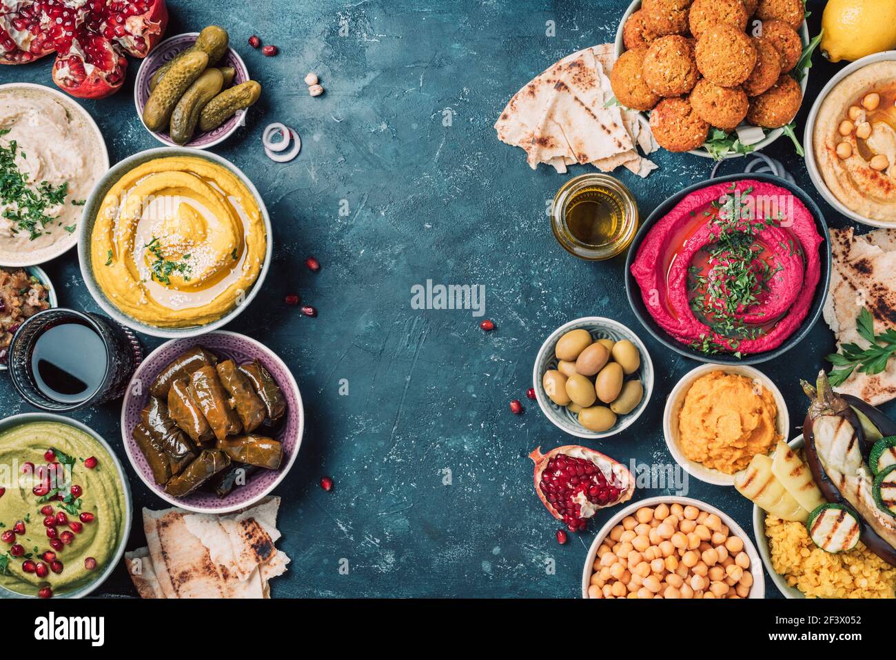 Falafel hummus olives hi-res stock photography and images - Alamy
