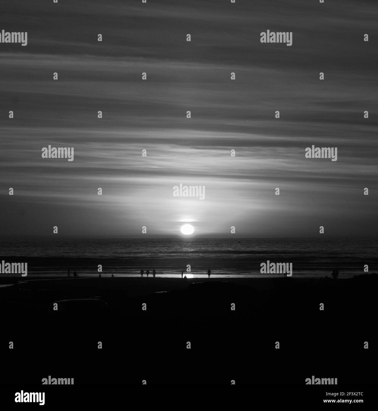 Outdoor sunlight beach Black and White Stock Photos & Images - Alamy