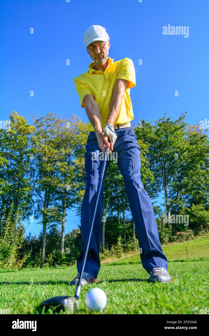 Playing golf player golfer course hi-res stock photography and images ...