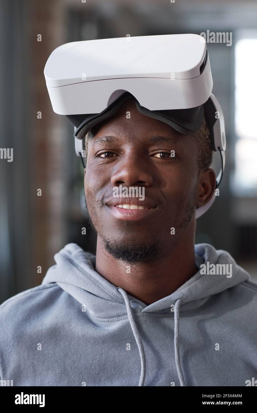 Close up athlete in vr hi-res stock photography and images - Alamy