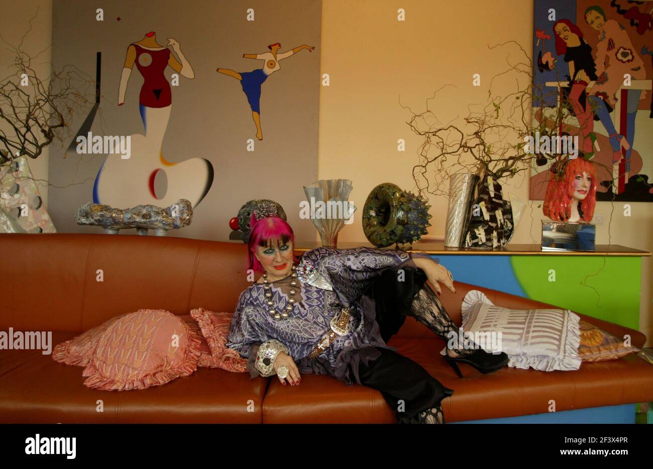 Zandra Rhodes Home High Resolution Stock Photography and Images - Alamy