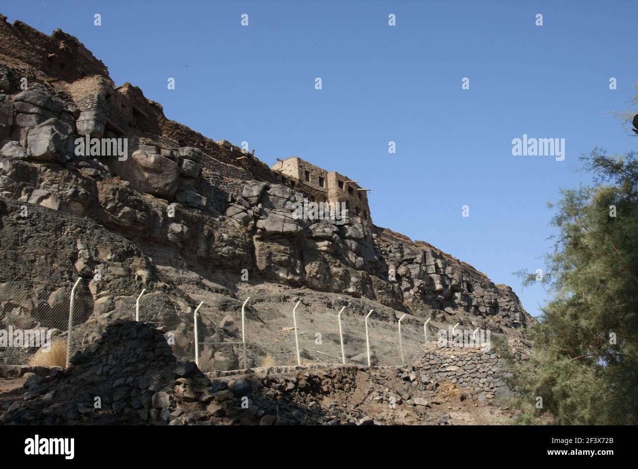 Khaybar to the north of Medina in the Hejaz. Before the advent of Islam ...
