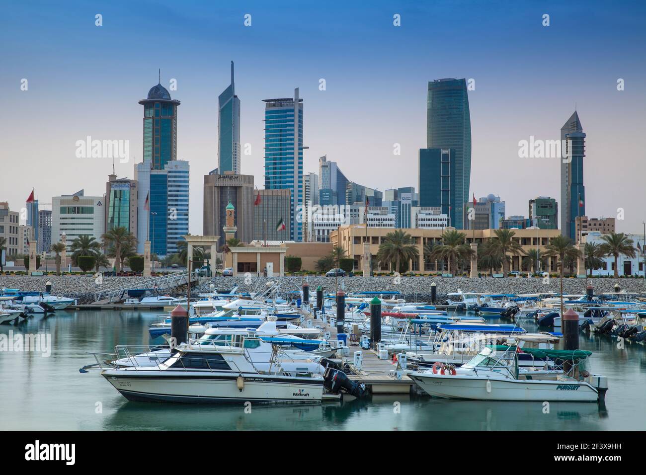 Sharq mall hi-res stock photography and images - Alamy