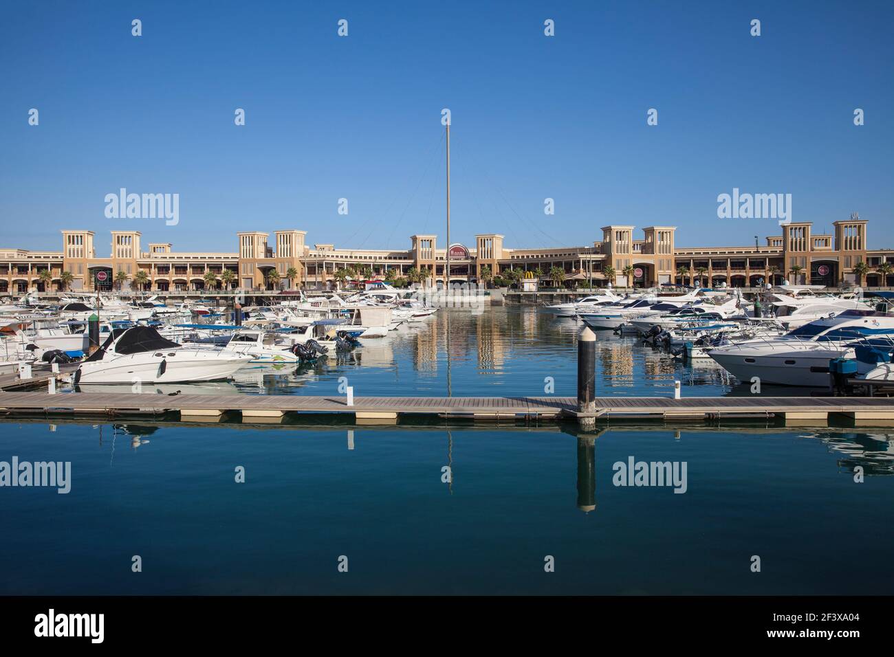 Sharq mall hi-res stock photography and images - Alamy