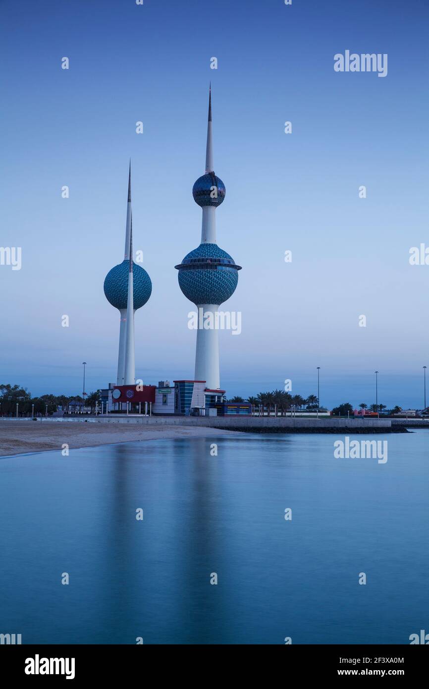 Kuwait iconic tower hi-res stock photography and images - Alamy