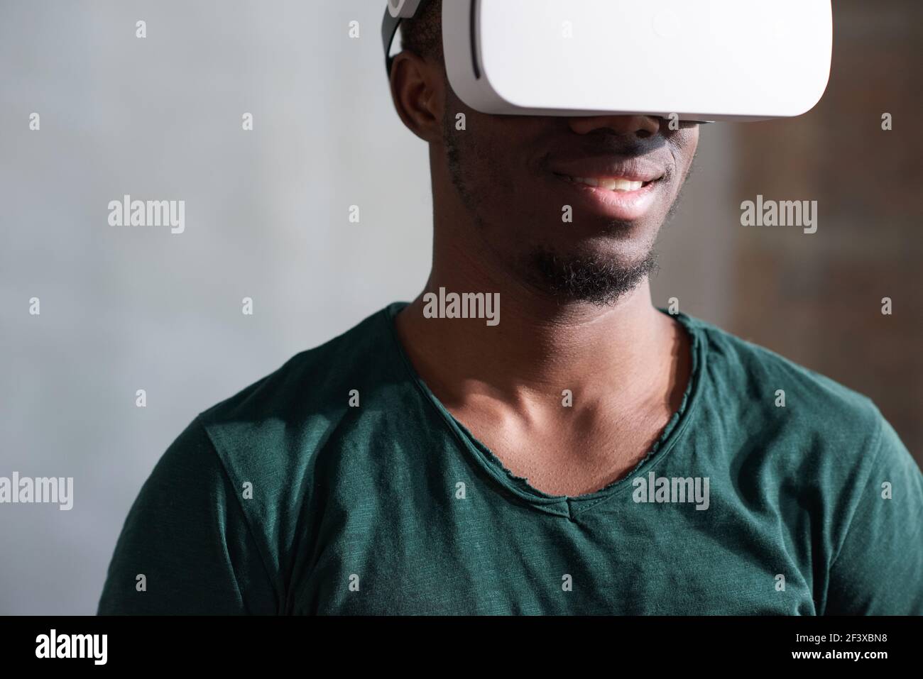 African gamer hi-res stock photography and images - Alamy
