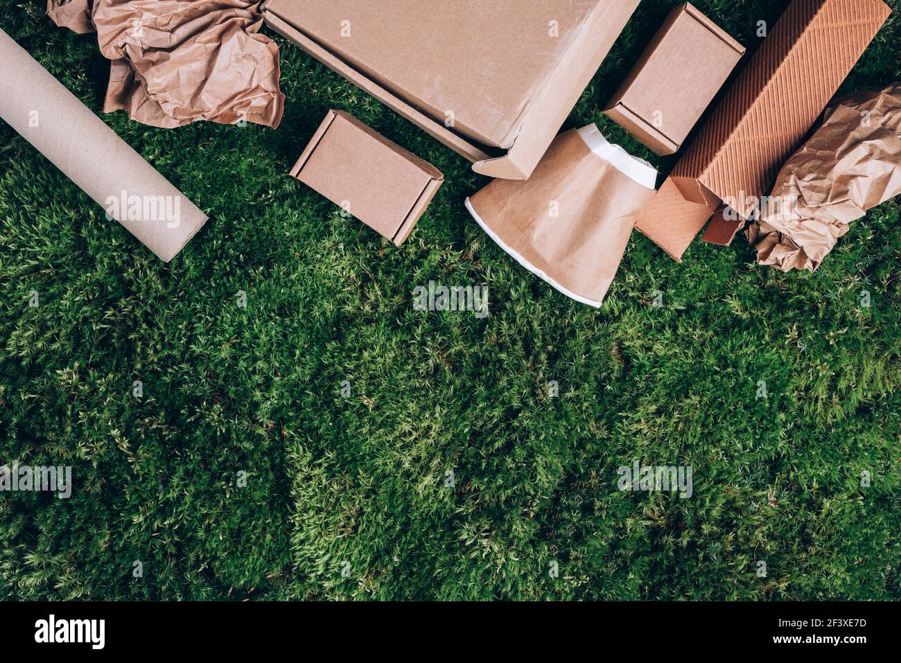 Craft eco friendly package. Сrumpled paper, carton packing, paper boxes ...