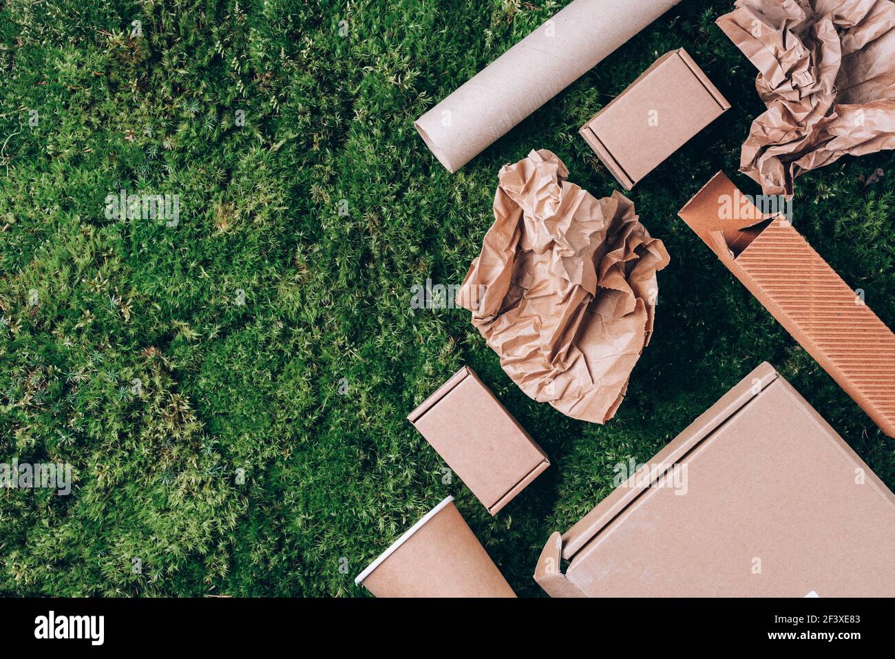 Craft eco friendly package. Сrumpled paper, carton packing, paper boxes ...