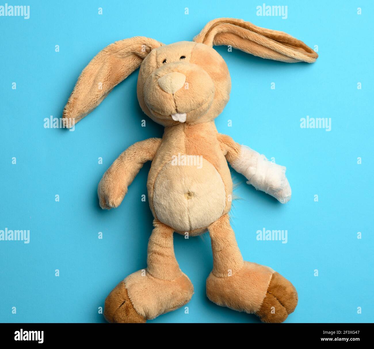 Doll bandage hi-res stock photography and images - Alamy