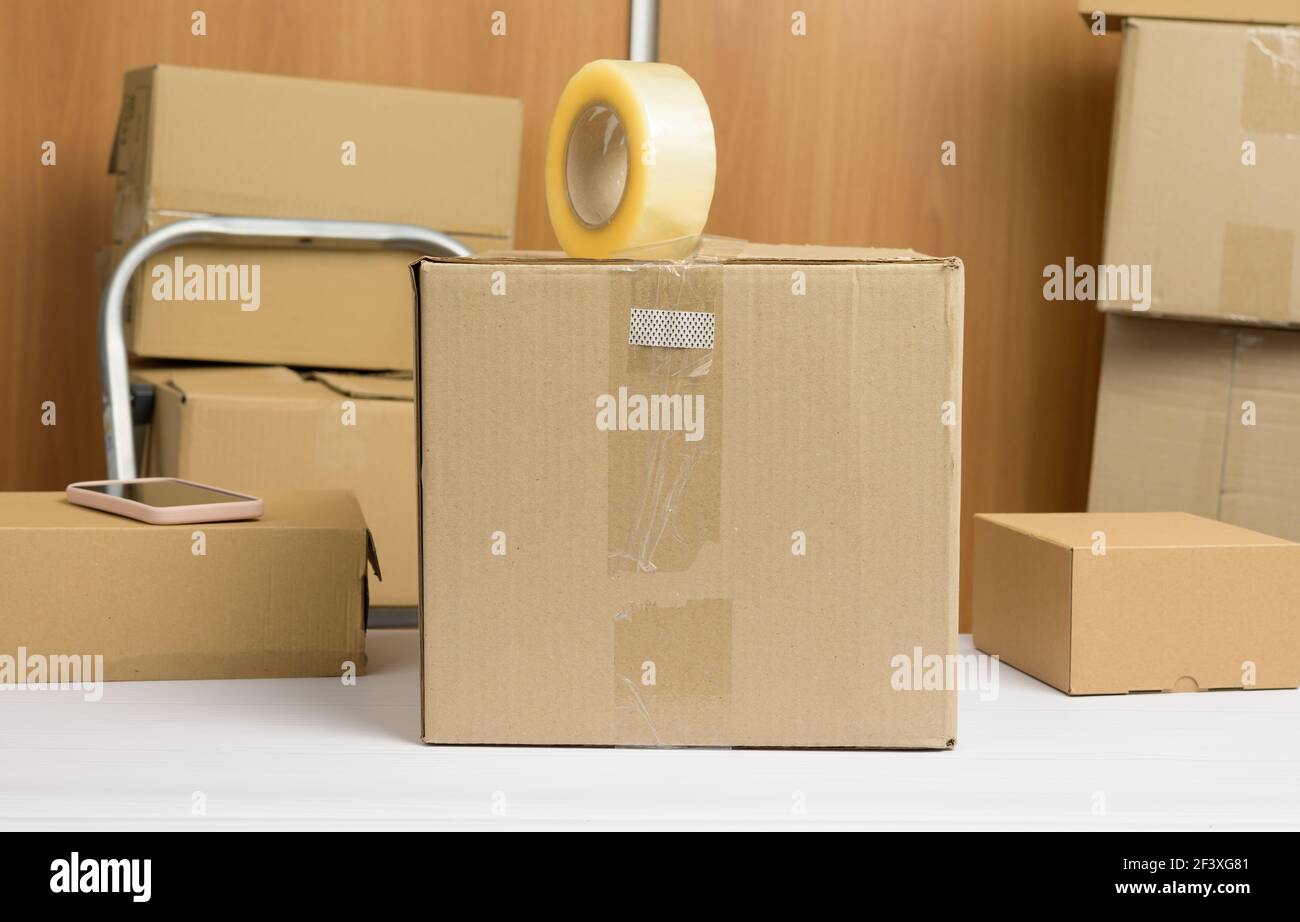 Unpacking process hi-res stock photography and images - Alamy
