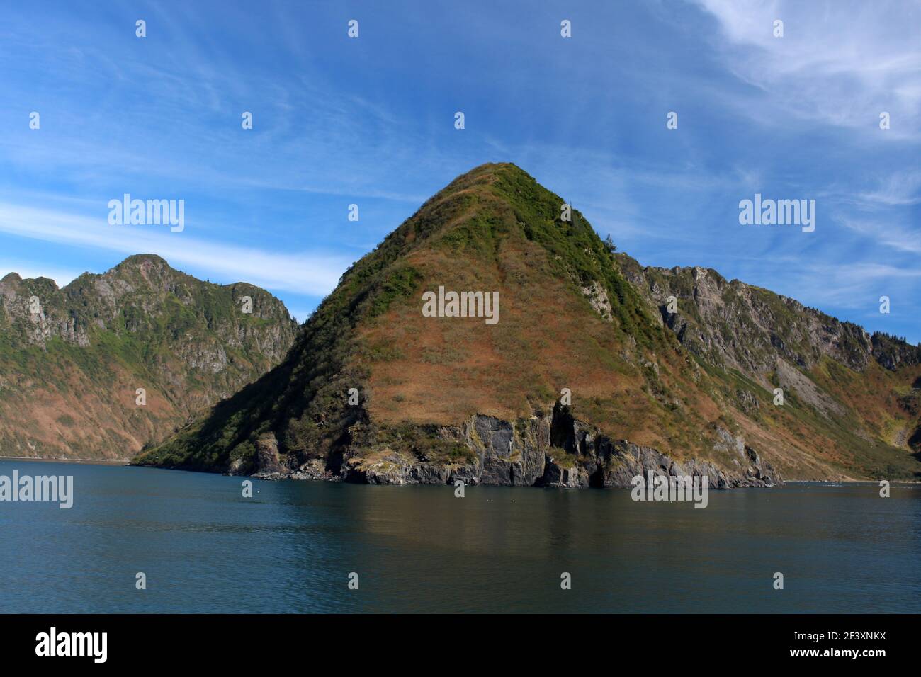 Alaska resurrection bay rocks hi-res stock photography and images - Alamy