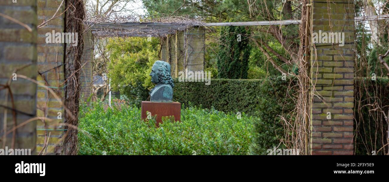 Statue of carl linnaeus hi-res stock photography and images - Alamy