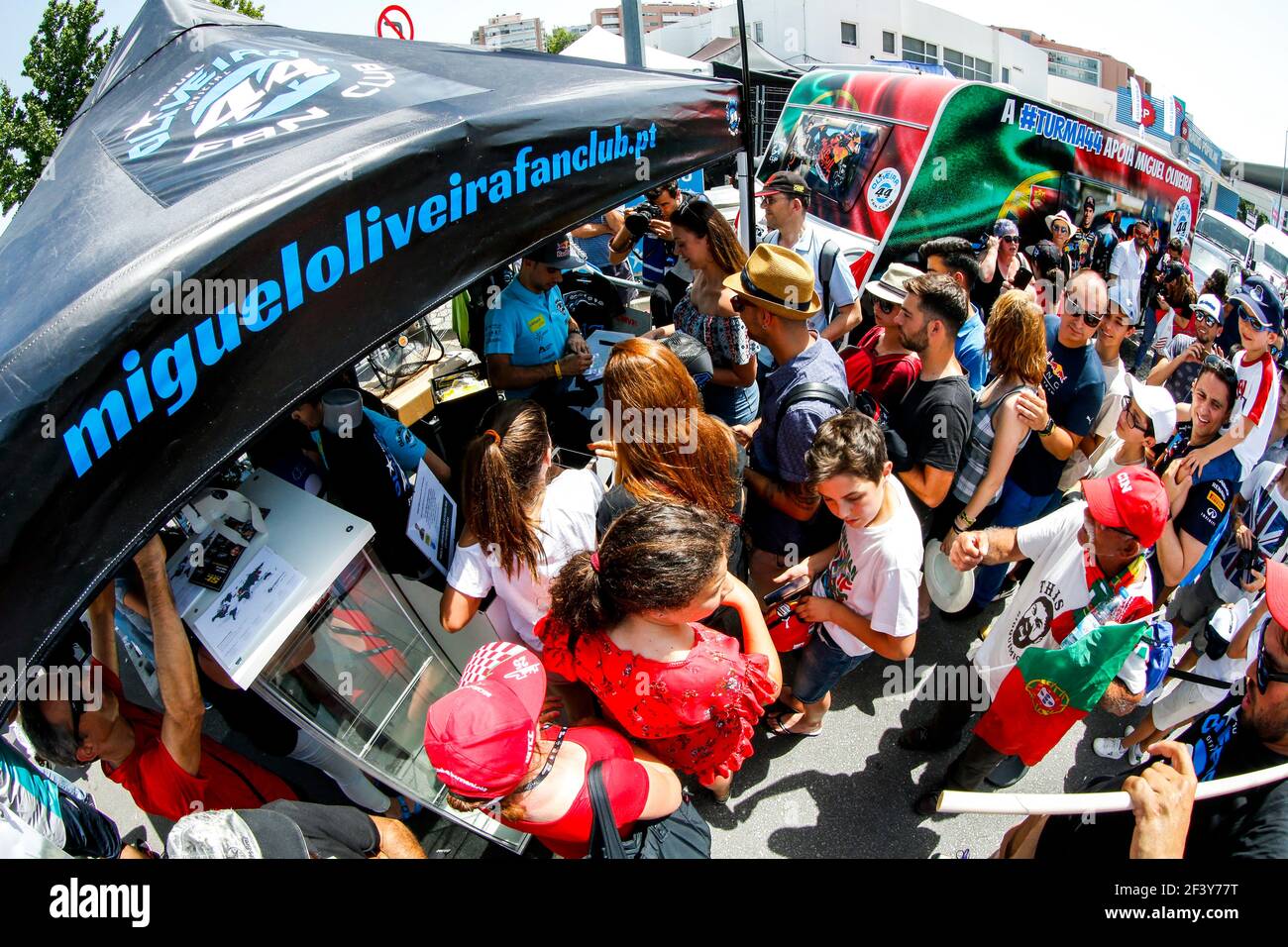 OLIVEIRA Miguel MOTO 2, autograph session during the 2018 FIA WTCR ...