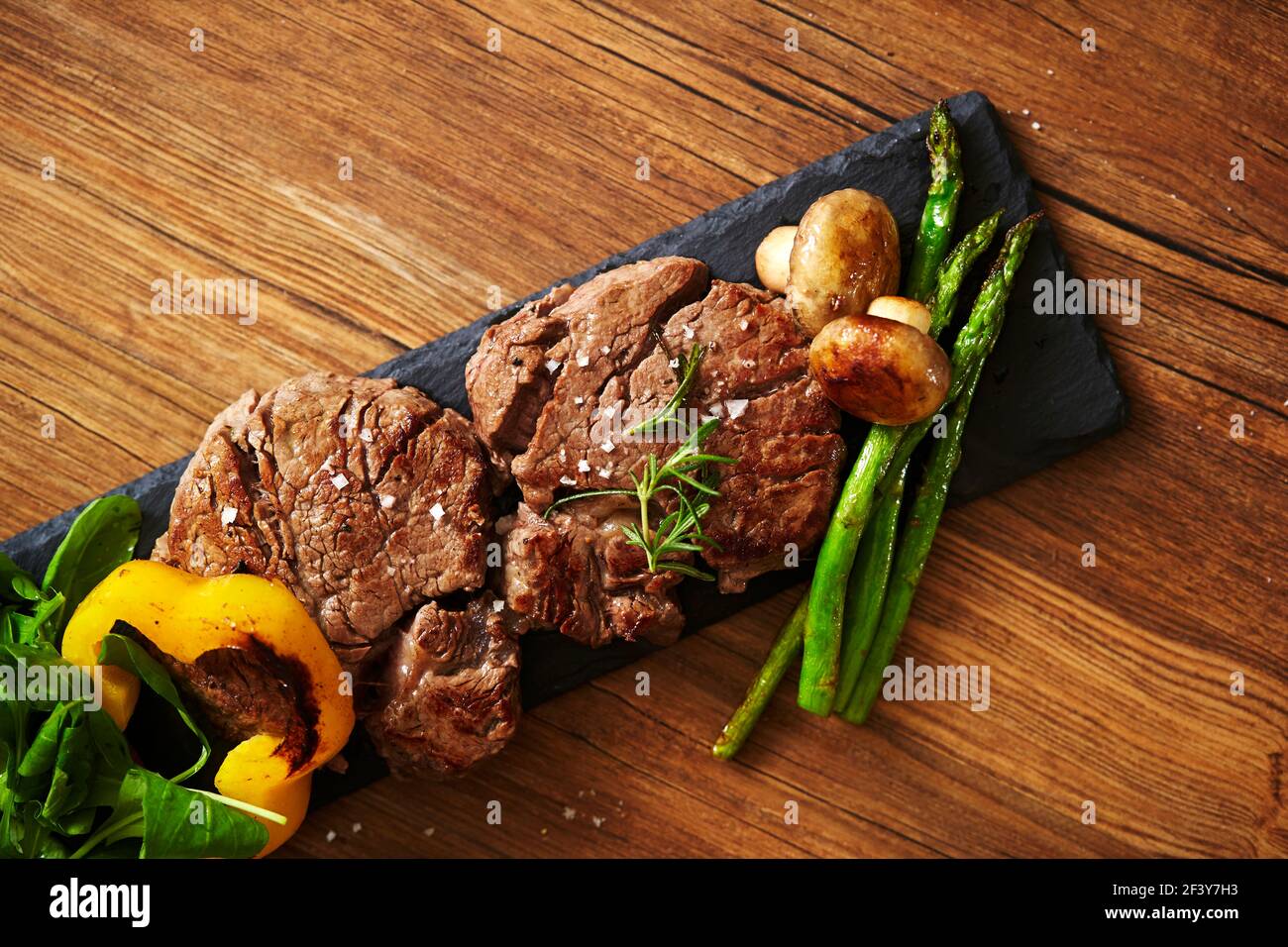 Steak and Asparagus Stock Photo - Alamy