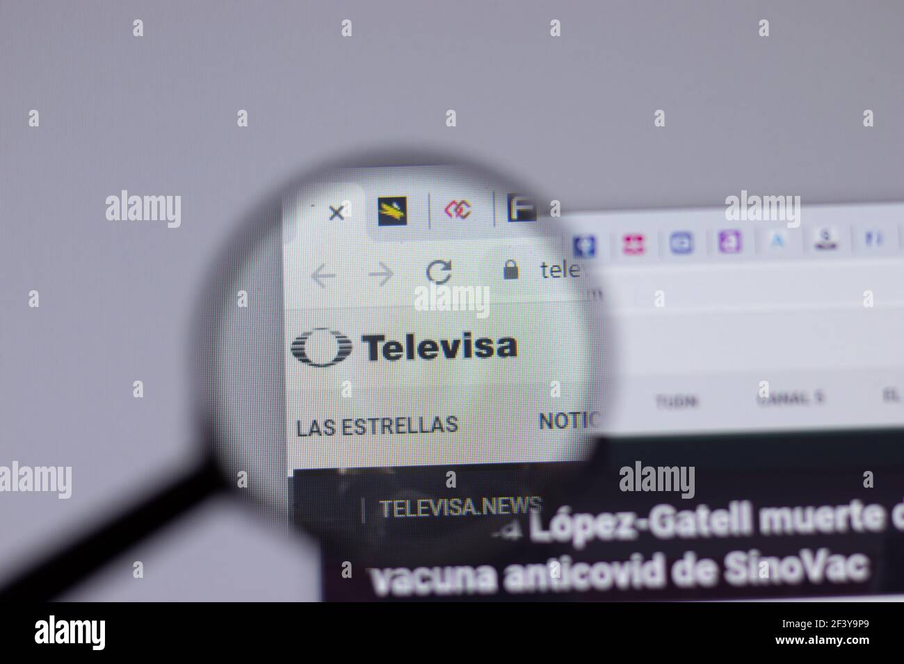 Televisa icon hi-res stock photography and images - Alamy