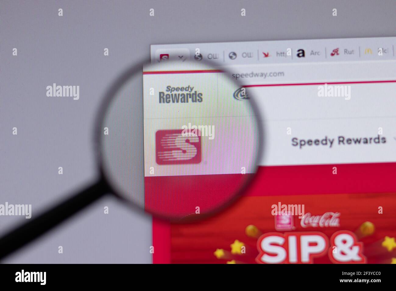 Speedway website hi-res stock photography and images - Alamy