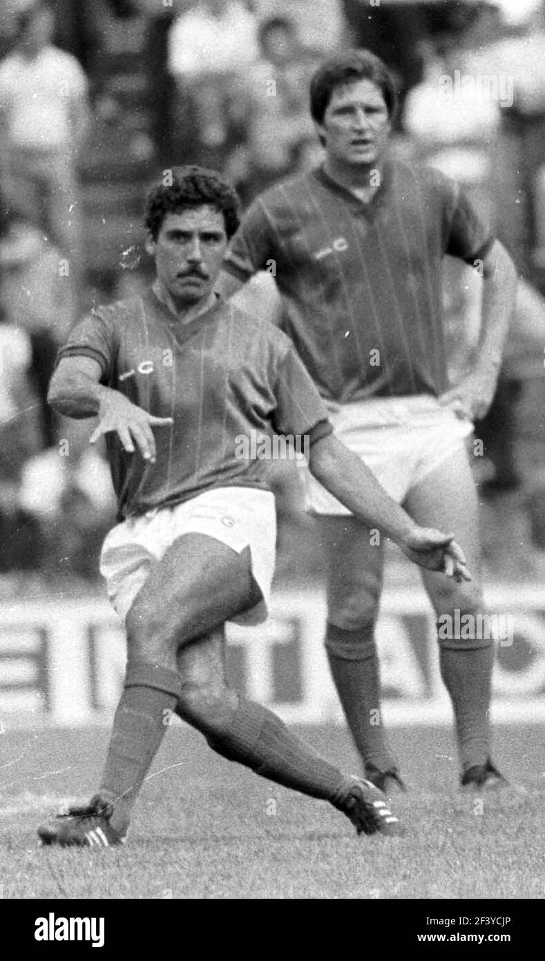 PORTSMOUTH F.C., POMPEY, COLIN SULLIVAN PIC MIKE WALKER Stock Photo - Alamy