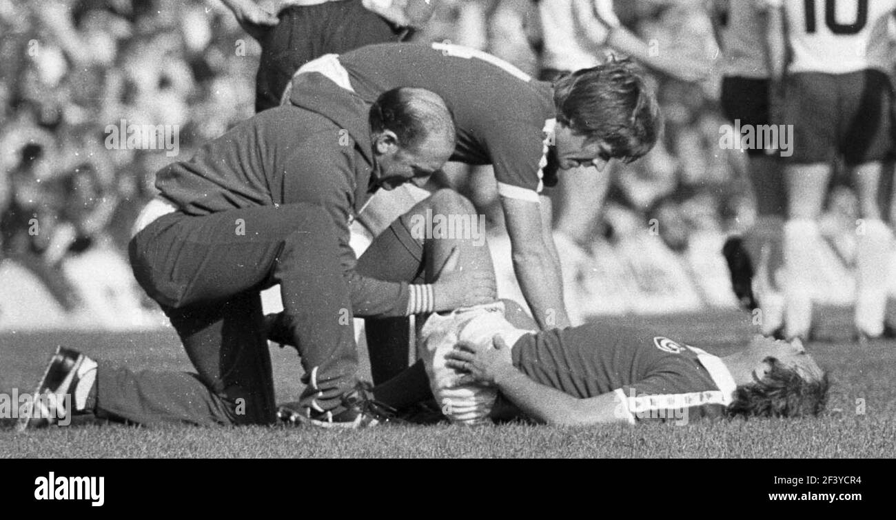 Gordon gregory Black and White Stock Photos & Images - Alamy