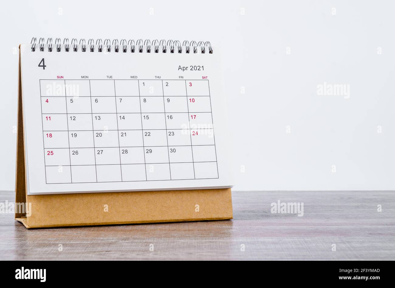 2021 year calendar april hi-res stock photography and images - Alamy