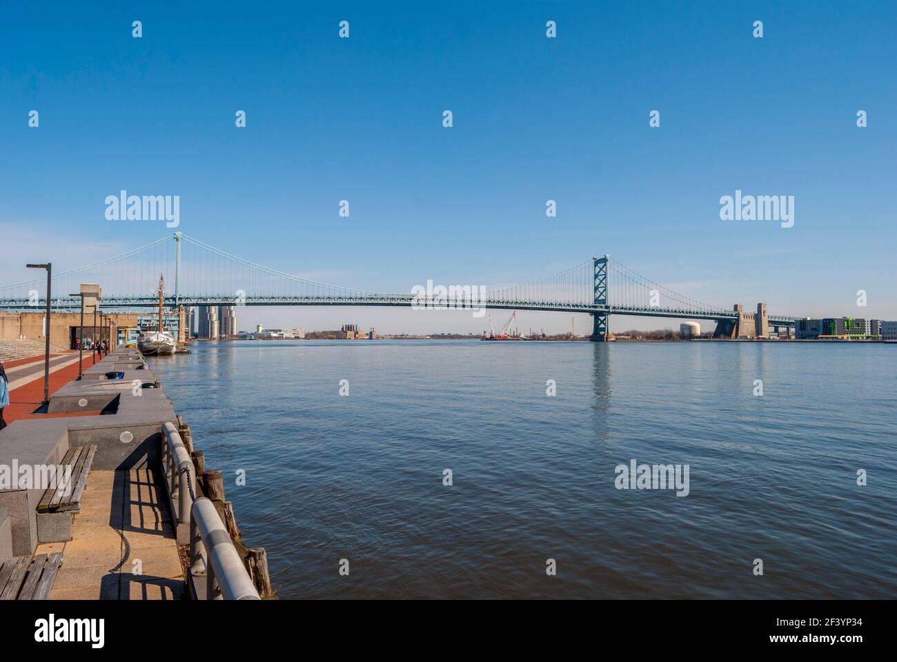 Delaware river bridge hi-res stock photography and images - Alamy
