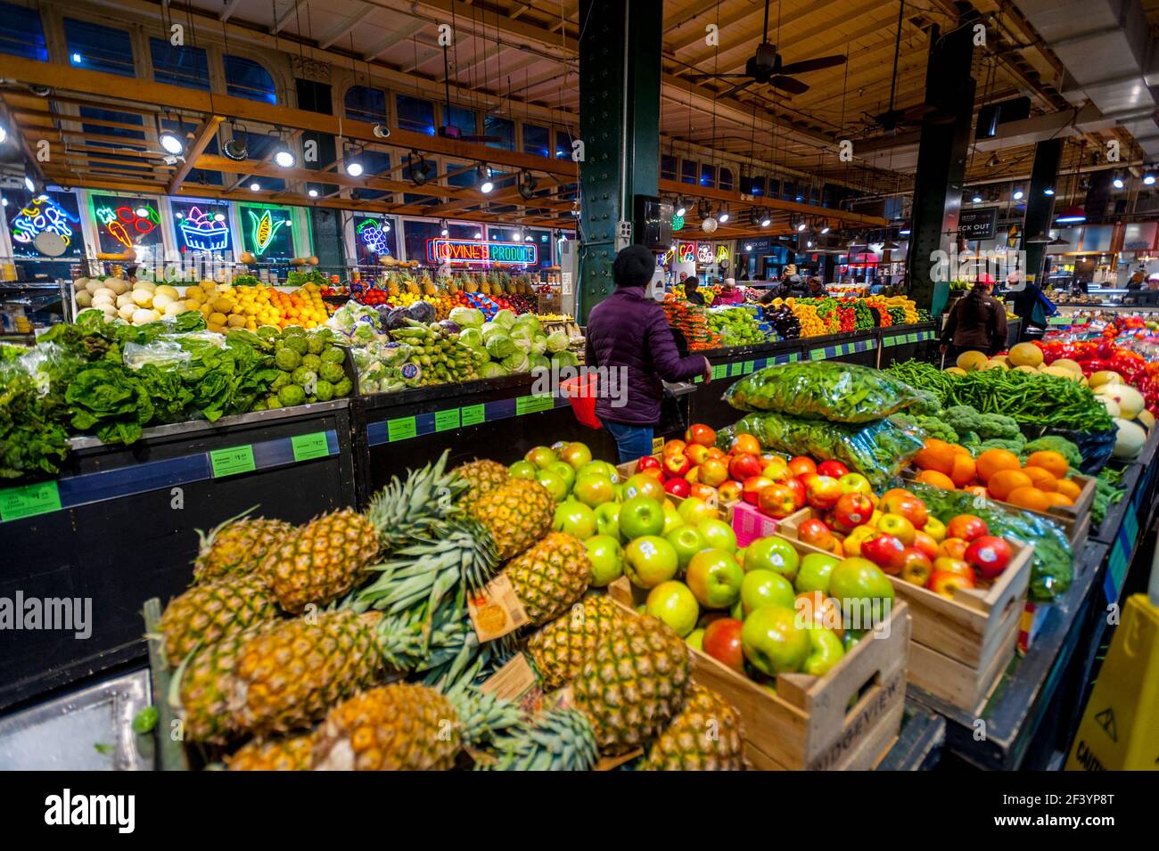 Old fruit terminal hi-res stock photography and images - Alamy