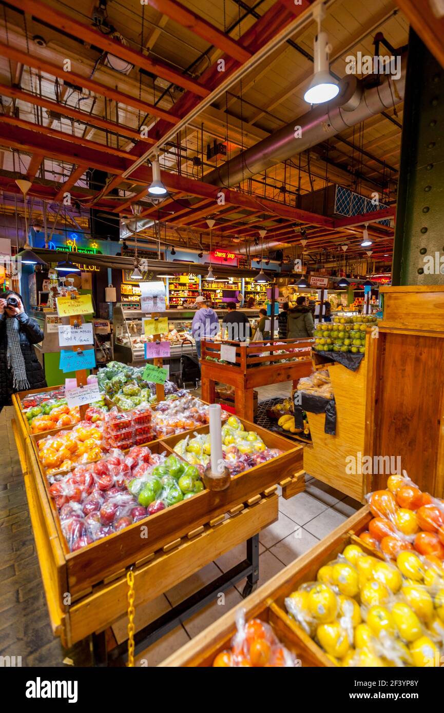 Philadelphia iconic food market hi-res stock photography and images - Alamy