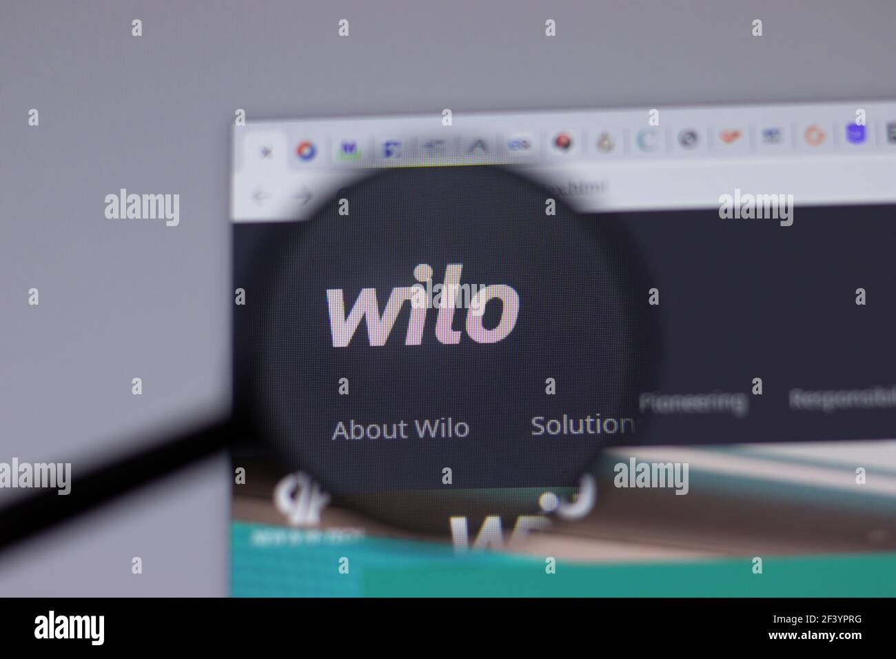 Wilo logo hi-res stock photography and images - Alamy
