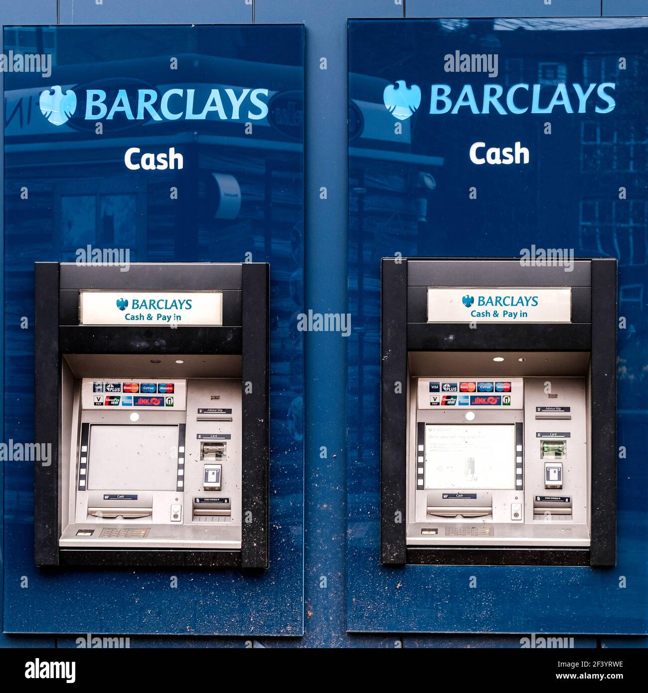 Wall of barclays bank hi-res stock photography and images - Alamy