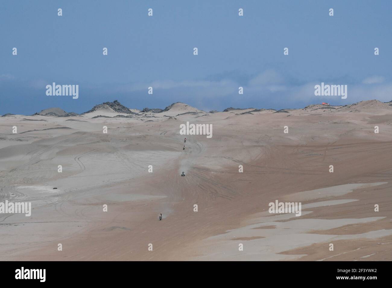motos, bikes, landscape, paysage, during the Dakar 2018, Stage 3 Pisco ...