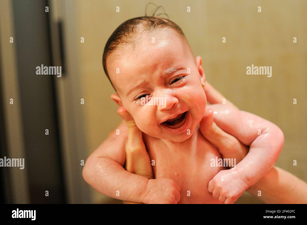 Crying with happiness hi-res stock photography and images - Alamy
