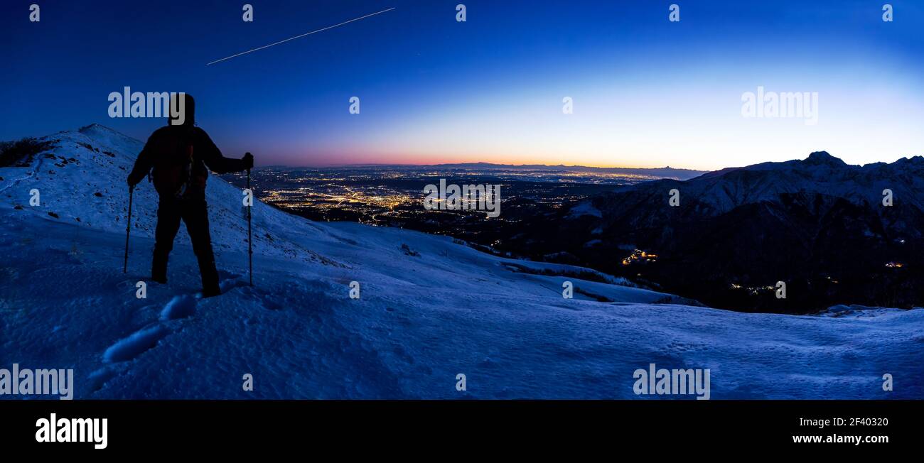 Iss international space station hi-res stock photography and images - Alamy