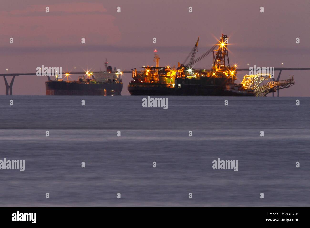 Venezuela oil tanker hi-res stock photography and images - Alamy