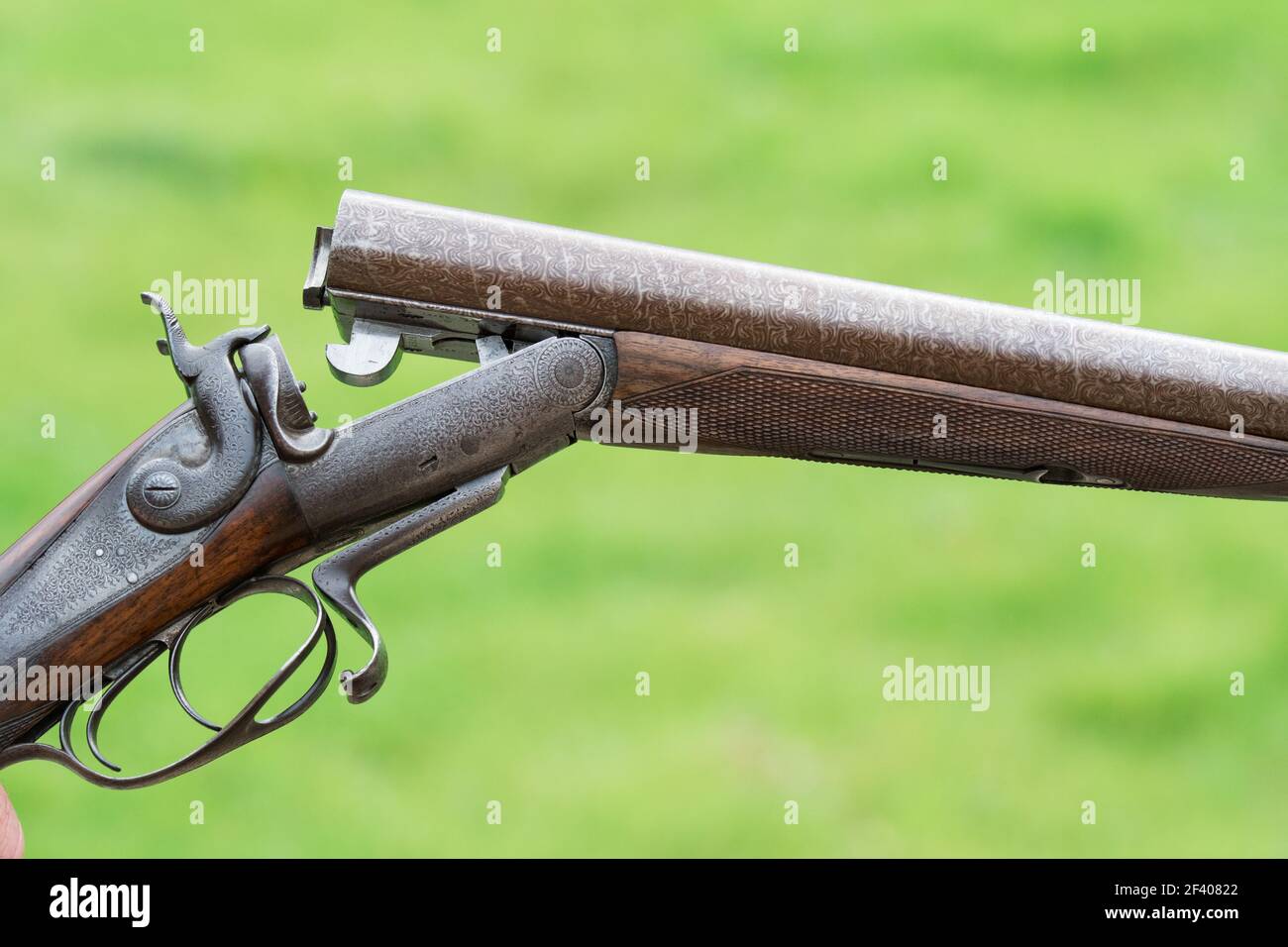 Damascus barrel Purdey side by side shotgun Stock Photo - Alamy