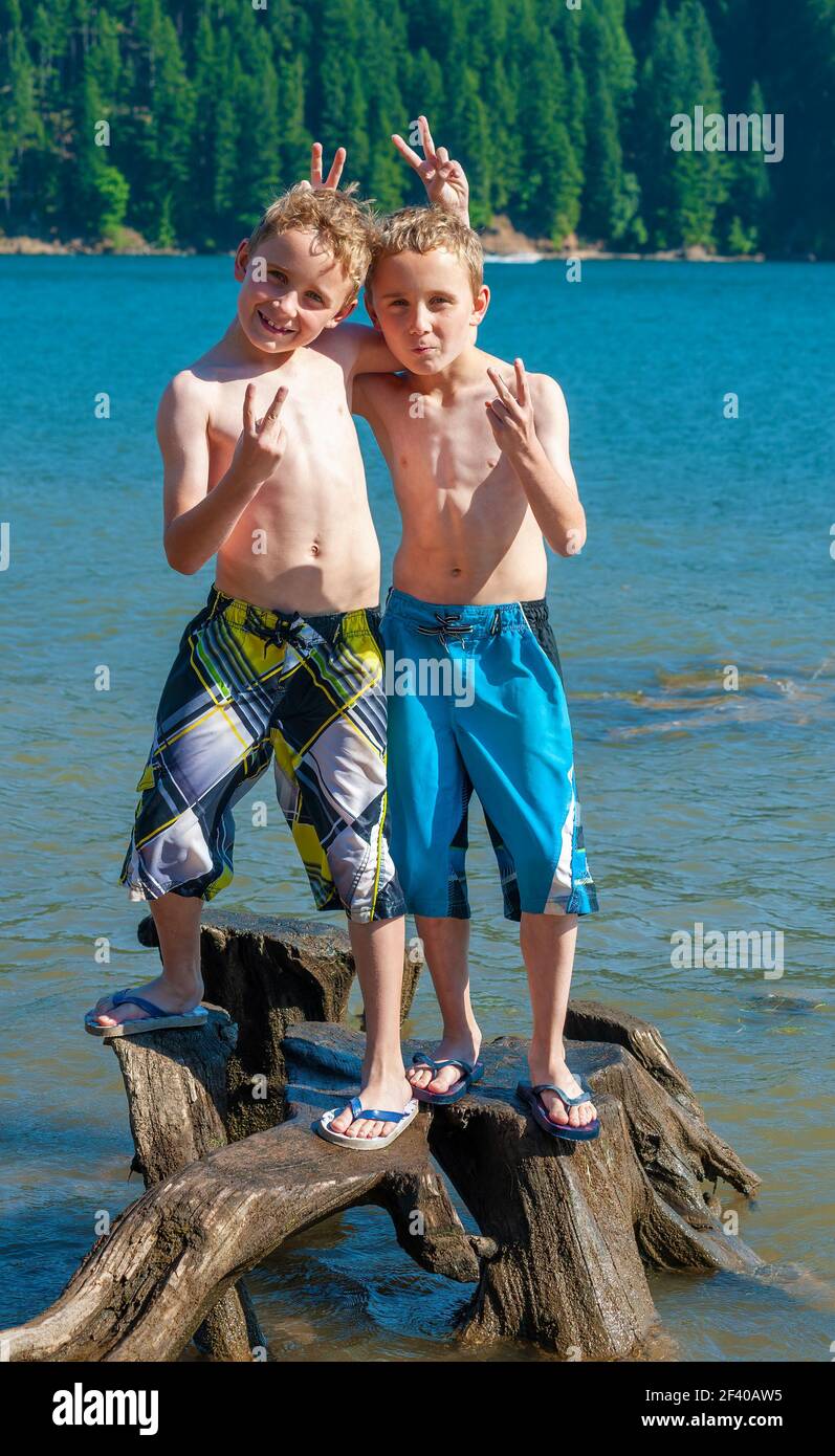 Surrounded by the water hi-res stock photography and images - Alamy