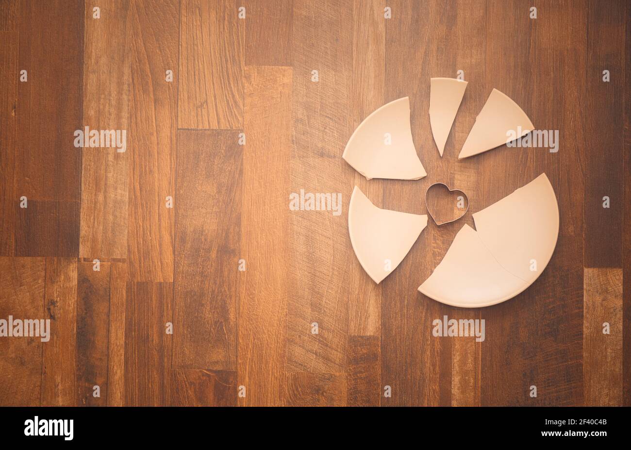 Split heart hi-res stock photography and images - Alamy